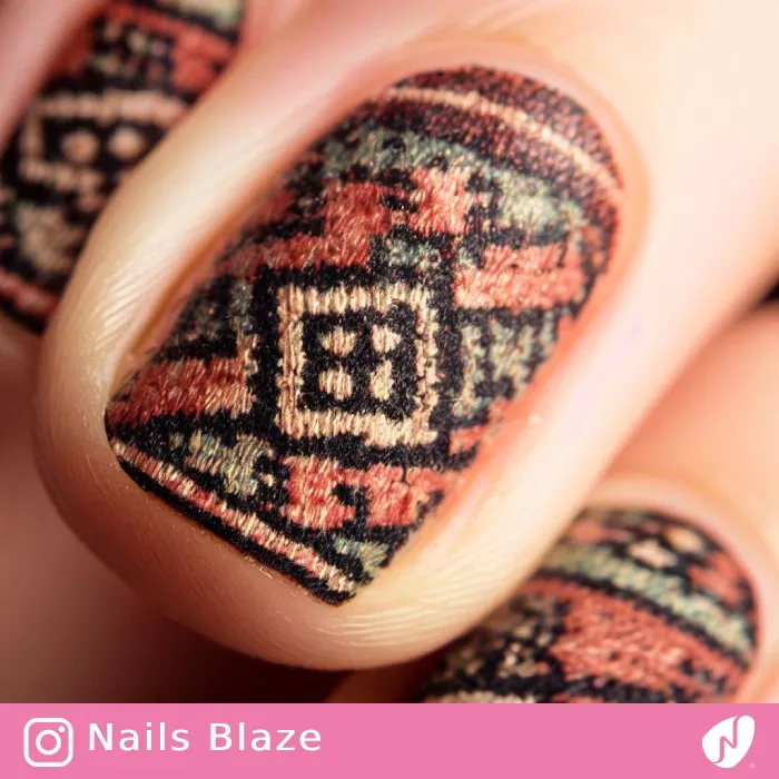 Geometric Nail Design Ideas