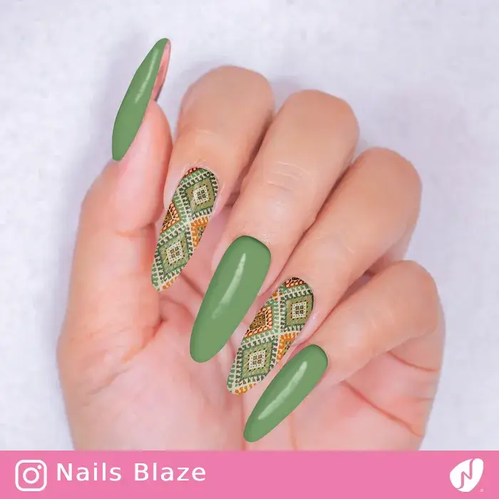 Geometric Nail Design Ideas